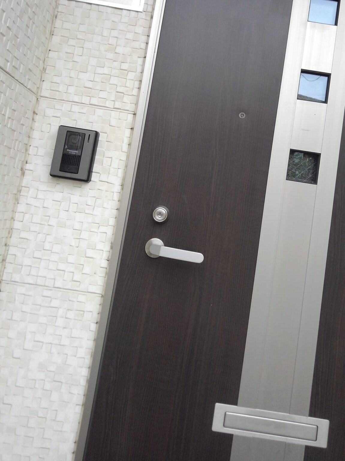 MIWA LB.QDJ-695 定番ロックセットの玄関解錠 - かぎや盛岡べん｜ 鍵を開ける・修理・交換｜神奈川県、東京都全域対応