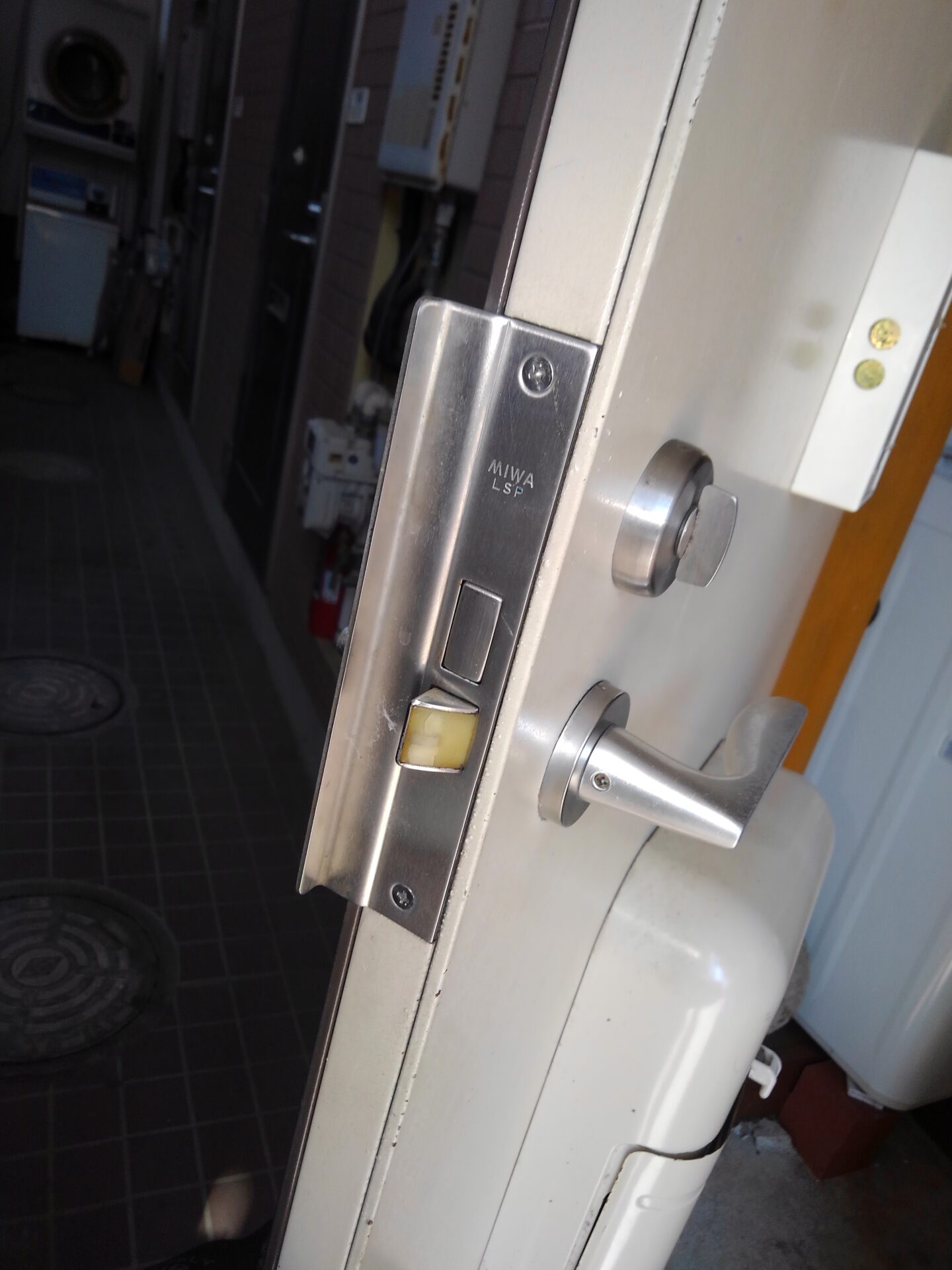 Mul-t-lock.MIWA-LSP 鍵の紛失による玄関解錠 - かぎや盛岡べん｜ 鍵を開ける・修理・交換｜神奈川県、東京都全域対応